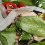 Feldsalat mit warmen Champignons - Geschmacksfabrik